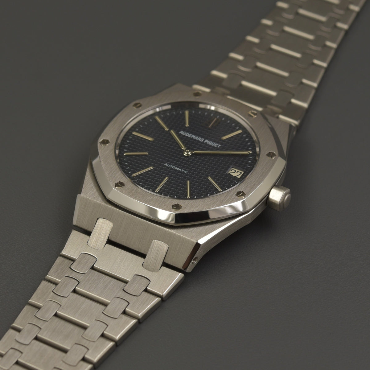 Audemars Piguet Royal Oak 5402 Jumbo – ALMA Watches