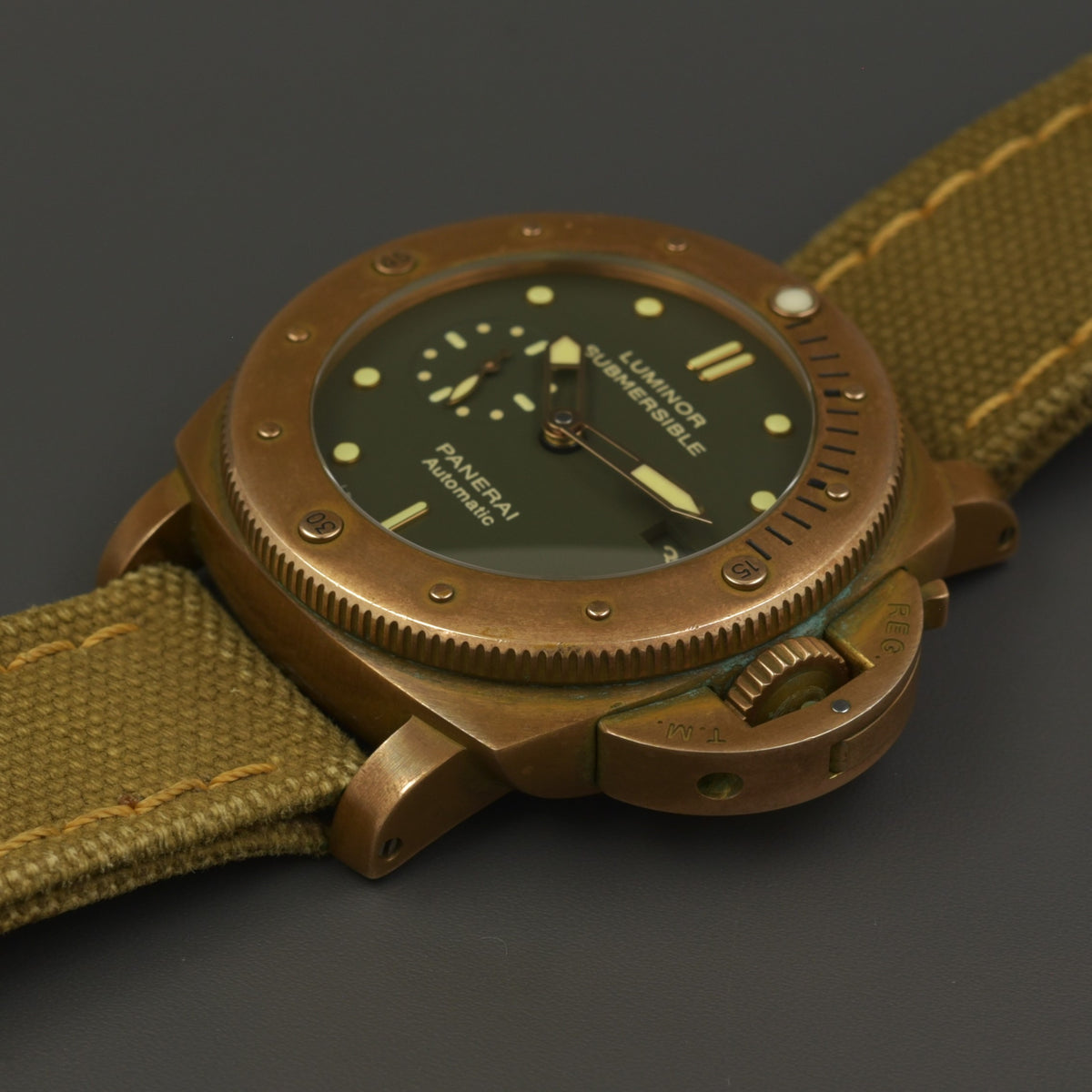 Panerai Luminor Submersible Bronzo – ALMA Watches